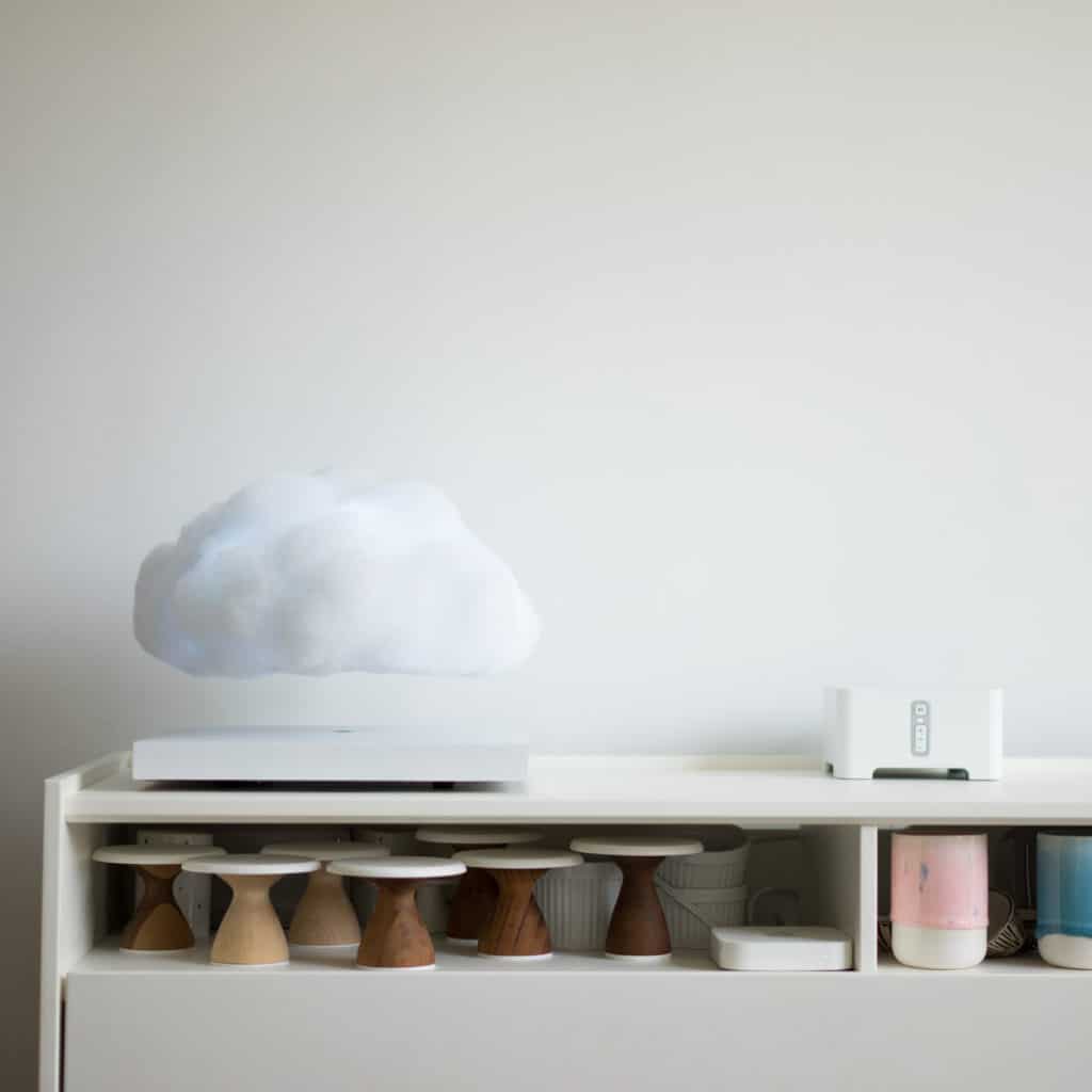 Floating Cloud - Crealev