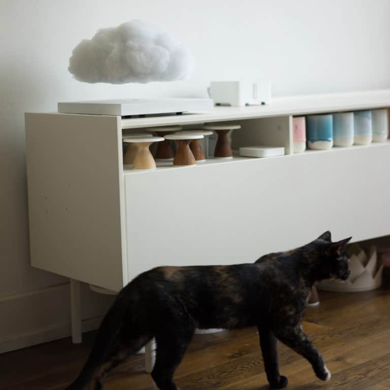 Floating Cloud - Crealev