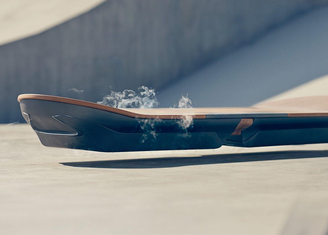 Lexus Slide Hoverboard - permanently floating display - Crealev